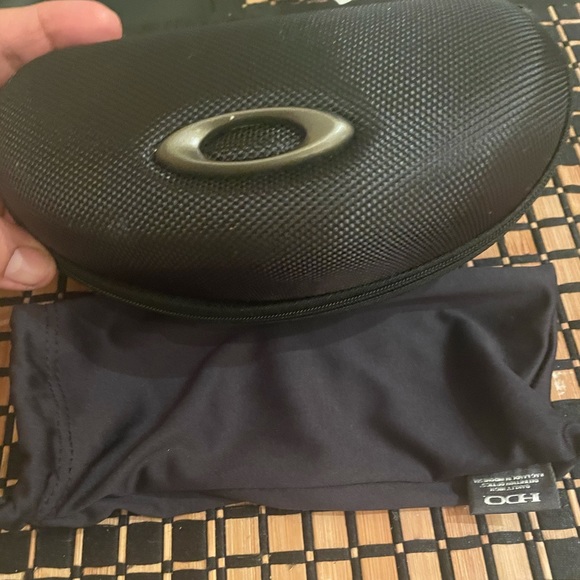 Oakley | Accessories | Oakley Sunglasses Case | Poshmark